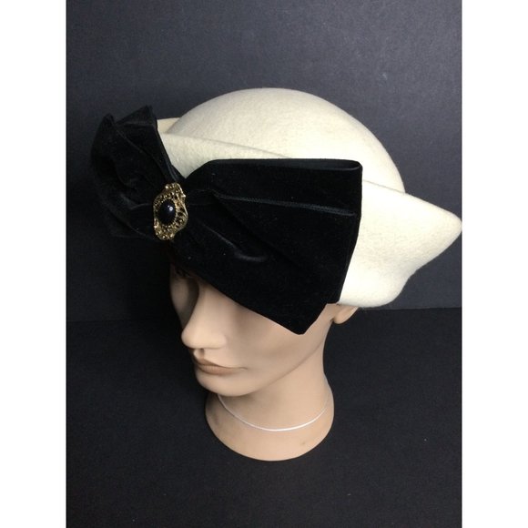 betmar | Accessories | Vintage Betmar Womens Hat Velvet Bow Jewel ...